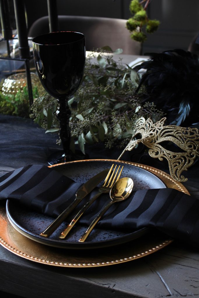 Moody Elegant Masquerade Halloween Table - The House of Silver Lining