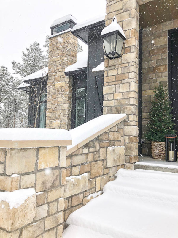 Our Winter Wonderland Christmas Home Tour: Snowy Porches & Front Entry ...
